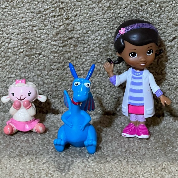 Disney | Toys | Disney Sm Doc Mcstuffins Stuffy Lambie Lot Of 3 Cake Toppers 3 Pvc Figures ...
